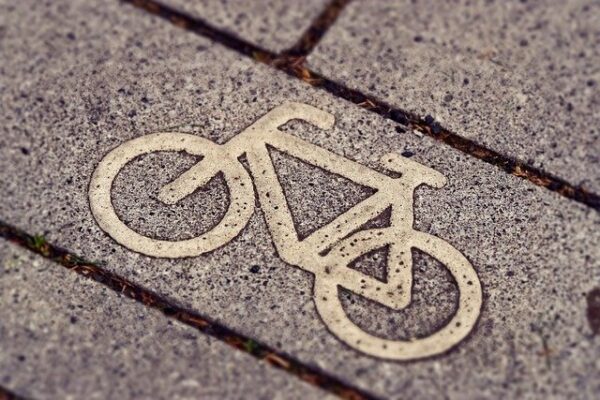 Dit moet je weten in een fietsstraat met een auto te gast